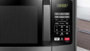 5 Best Microwaves with Big Buttons for Quick & Easy Cooking